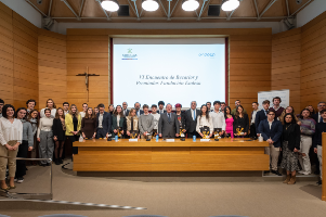 Entregamos las Becas y Premios a la Excelencia Académica 2022-2023 a ...